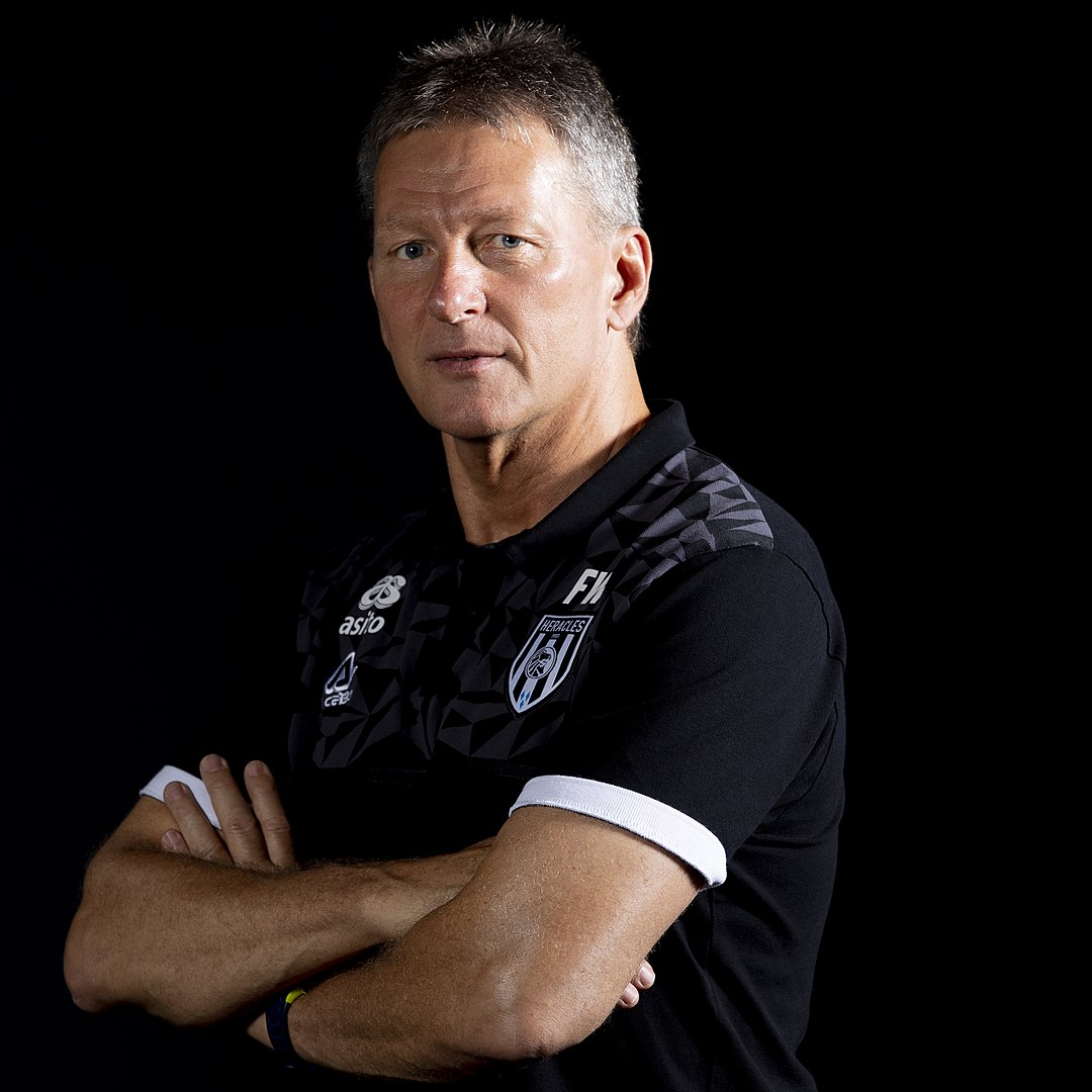 Frank Wormuth, Pelatih Jebolan Liga Jerman dan Belanda yang Gabung ...