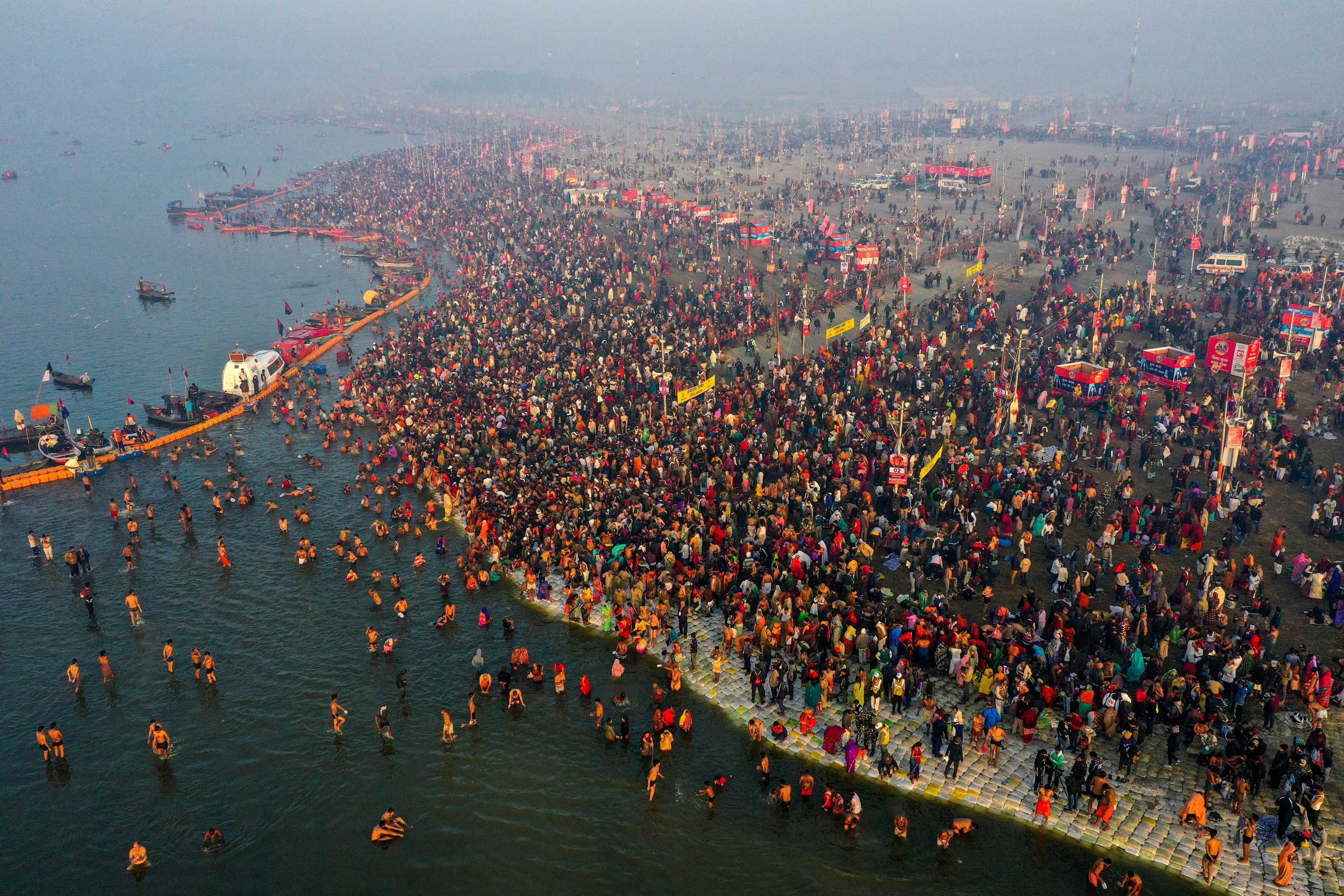 Fakta-Fakta Unik Dibalik Festival Kumbh Mela di India