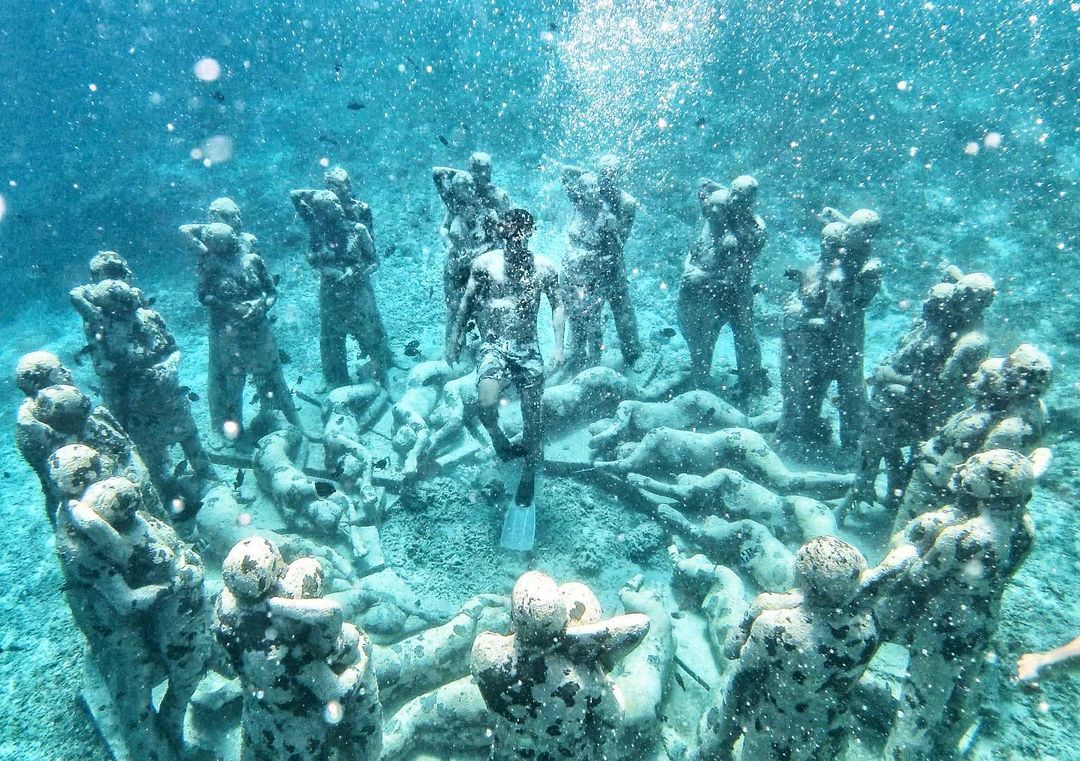 Melihat Keindahan Patung Bawah Laut Bali Selamatkan Terumbu Karang