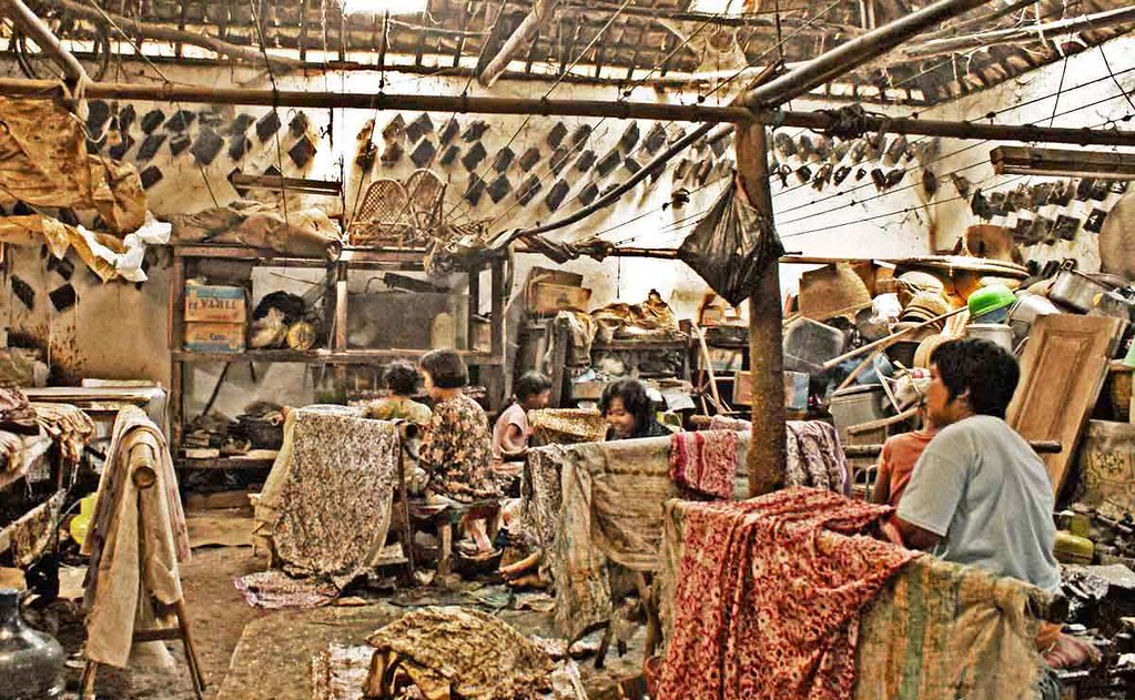 7 Motif Batik Jawa Barat yang Sarat Makna Simbolis