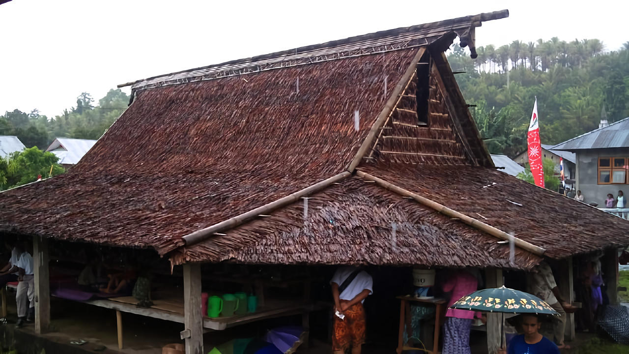 Mengungkap Rahasia Umur Panjang Masyarakat Kampung Adat Miduana