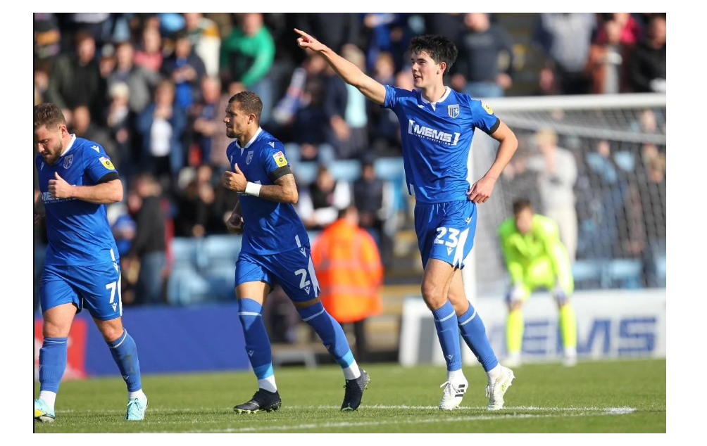 Pesepak Bola Muda Indonesia Elkan Baggott Cetak Gol & Jadi Pahlawan Tim ...