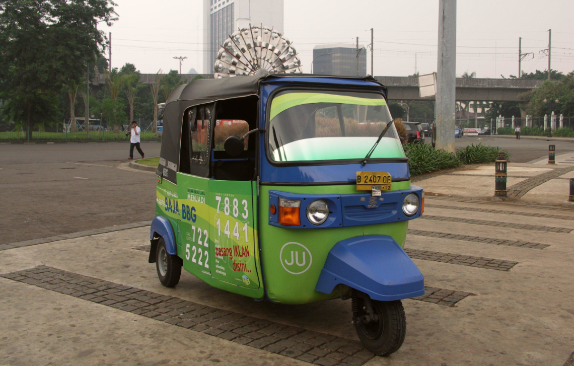 Bemo, Kendaraan Roda Tiga yang Jadi Primadona Angkutan Umum Masyarakat ...