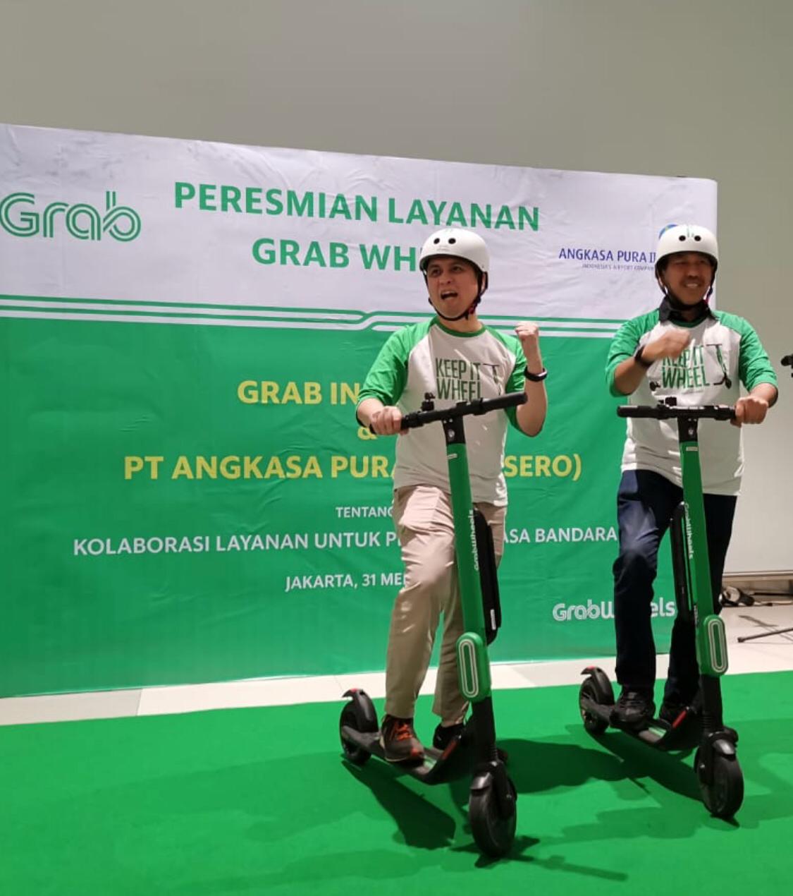 Skuter Listrik Resmi Diluncurkan di Terminal 3 Soetta