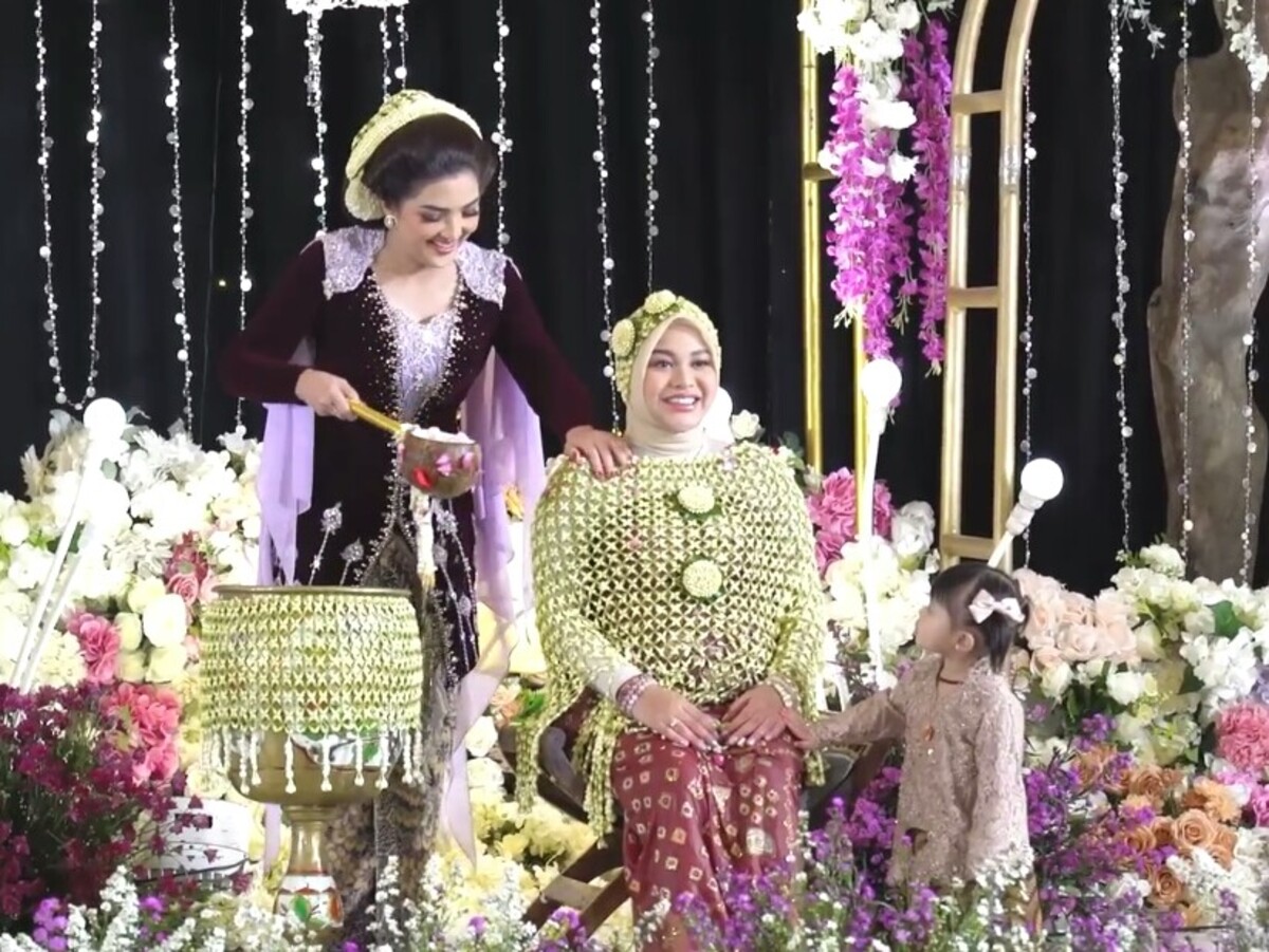 Tradisi Mitoni, Acara Tujuh Bulanan yang Konon Lahir dari Kerajaan Kediri