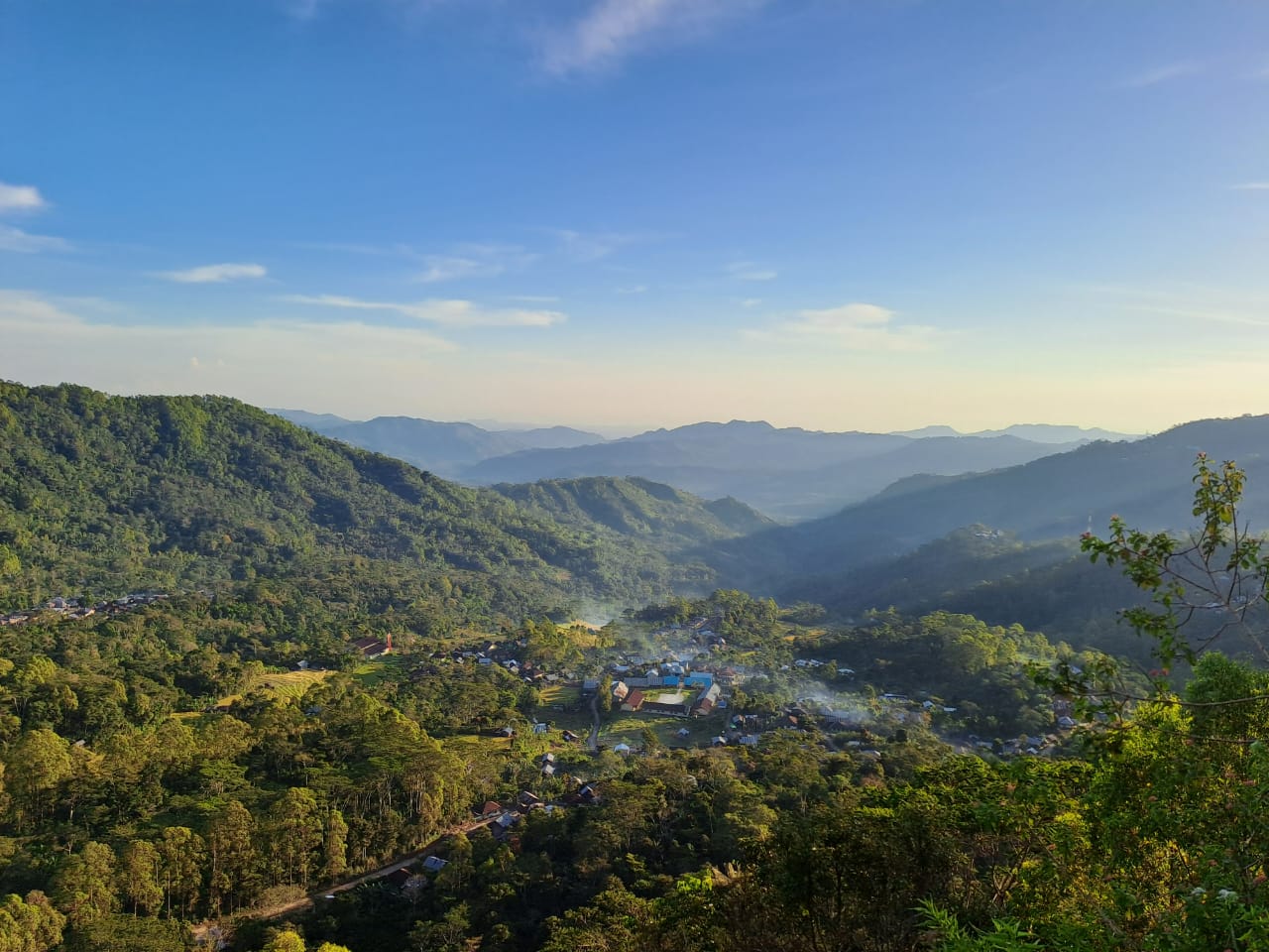 Lembah Colol, Surga Kopi di Manggarai Timur dengan Pesona Wisatanya ...