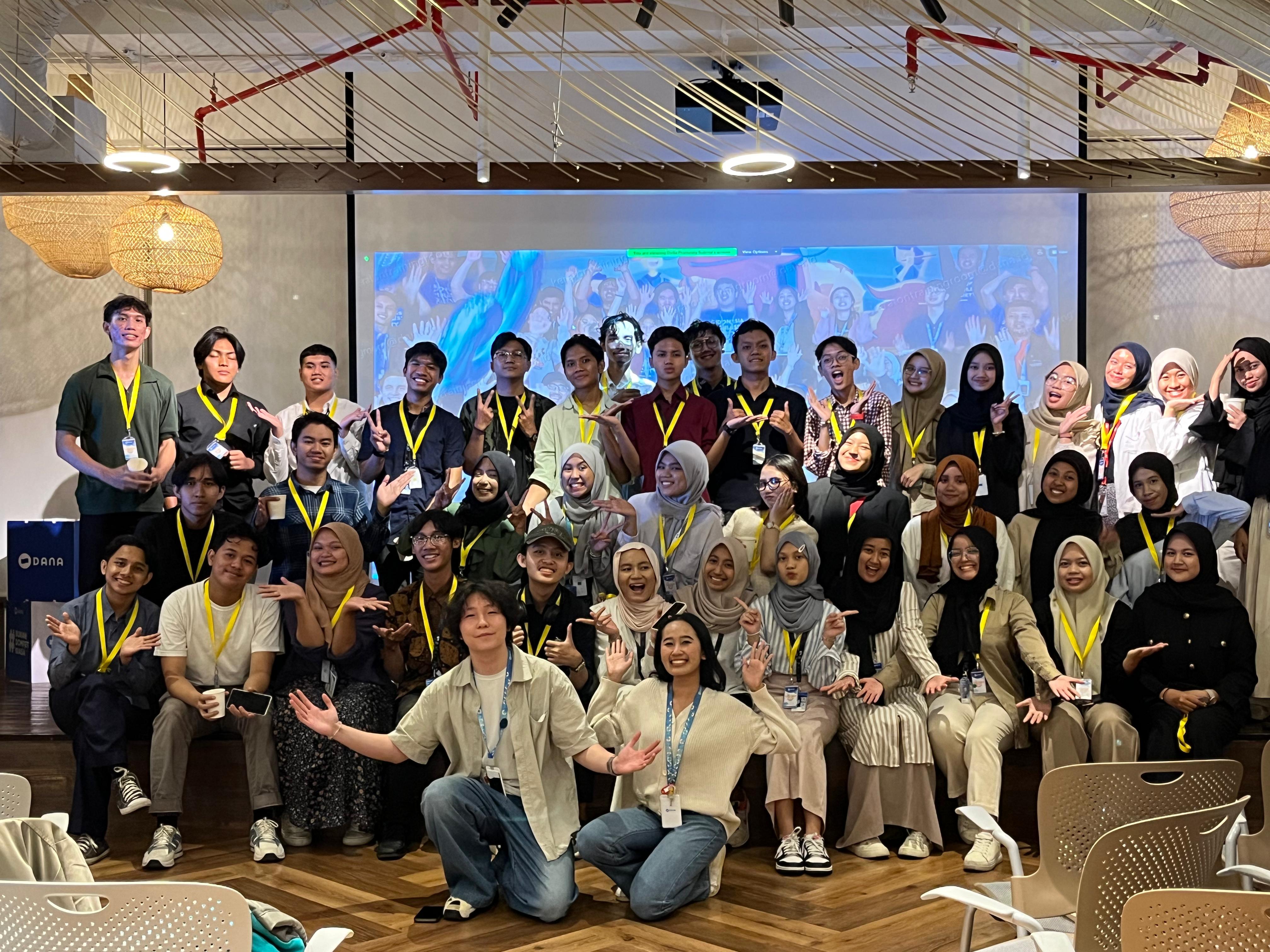 AIESEC in UIN Jakarta Dalami Digitalisasi Melalui Kunjungan ke DANA ...