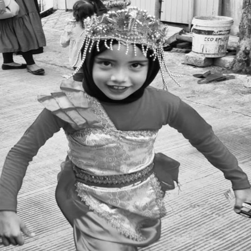 Keluargaku yang Sangat Mencintai Budaya Sunda