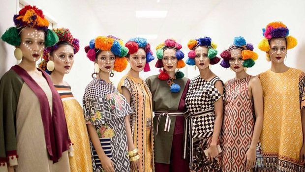 Ivan Gunawan Bawa Tenun Toraja ke LA Fashion Week