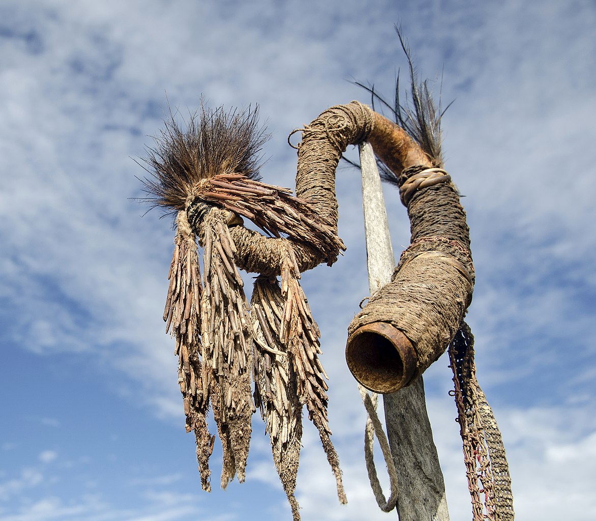 Koteka Papua, Pakaian Tradisional yang Punya Nilai Sosial dan Budaya Kaya
