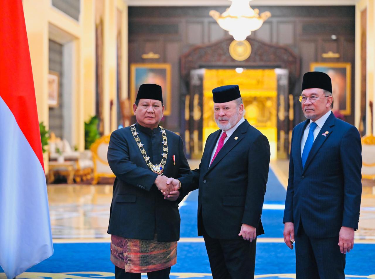 Bukan Cuma Prabowo, Tokoh-tokoh Dunia Ini Juga Pernah Terima ... Bukan Cuma Prabowo, Tokoh-tokoh Dunia Ini Juga Pernah Terima ...