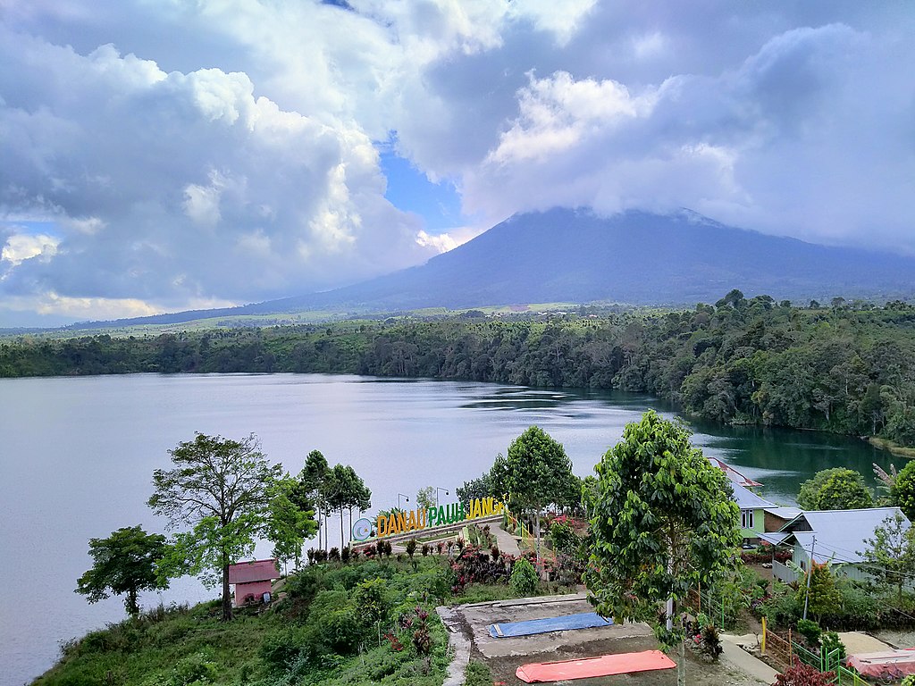 Geopark Merangin, Warisan Dunia UNESCO yang Tersimpan di Jambi