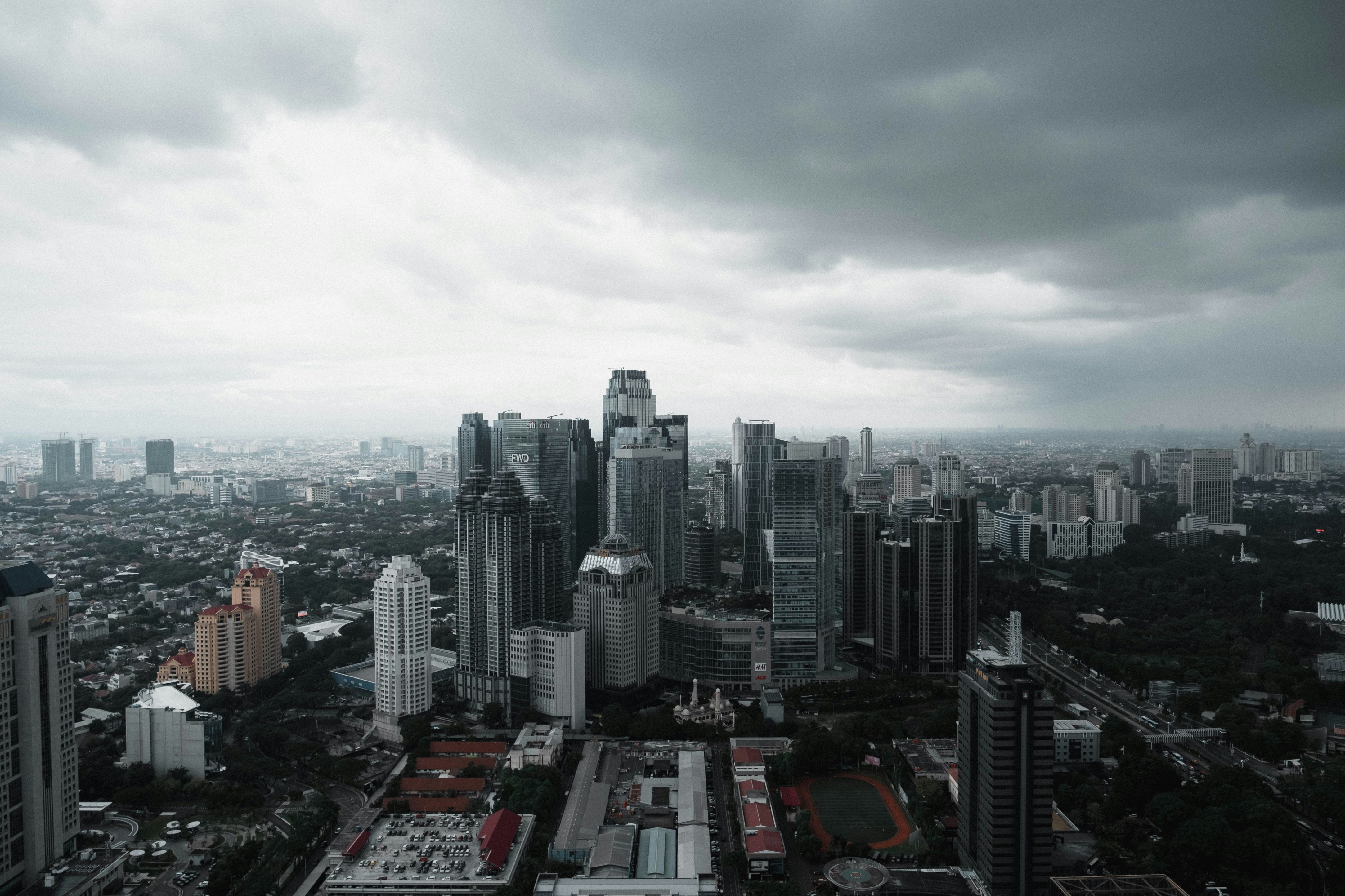 Ketika Hujan Mendera, Jakarta Siaga dengan Solusi dan Upaya