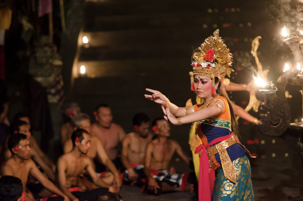 Memahami Gerakan Tari Bali: Ciri dan Fungsinya