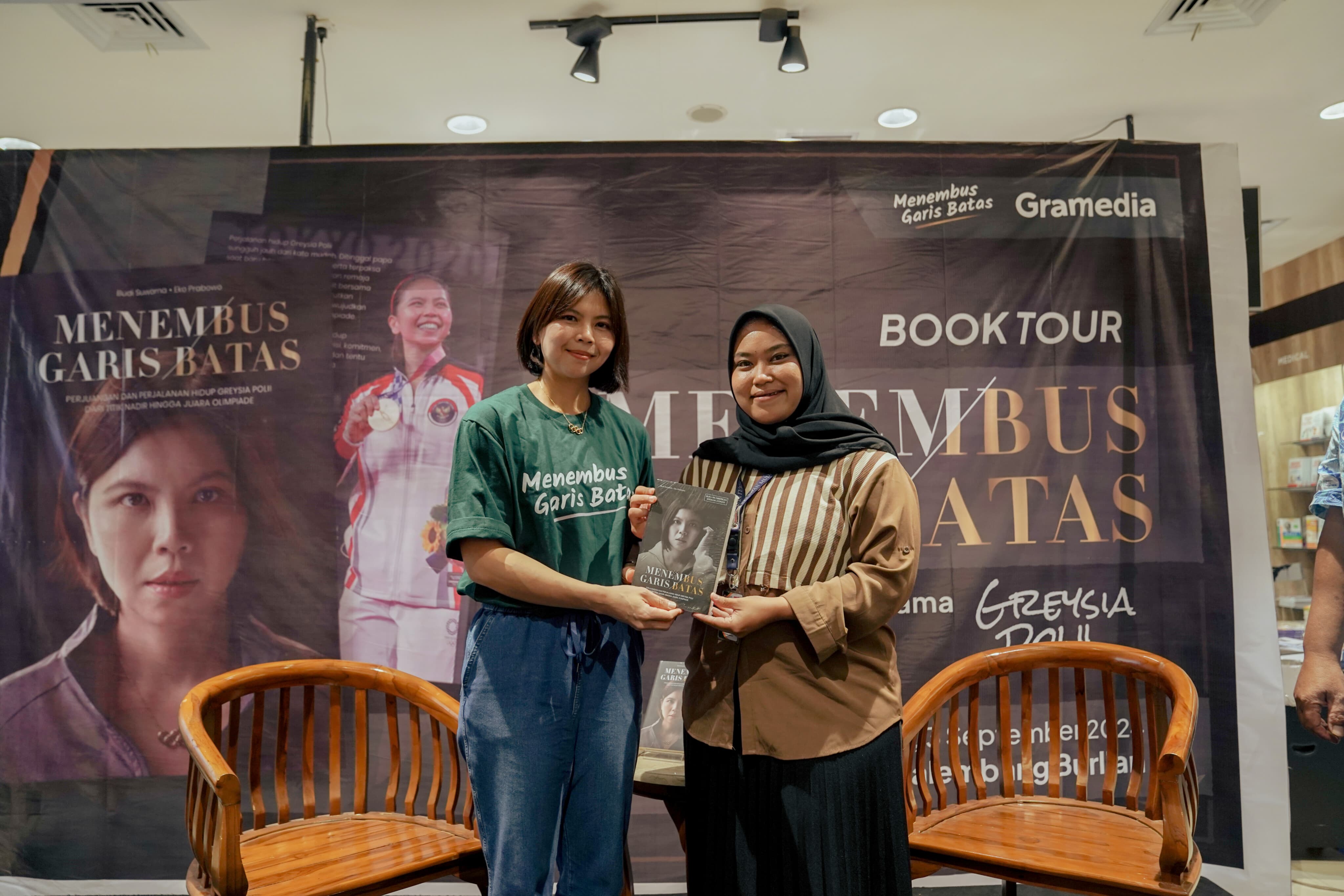Meresapi Semangat Perjalanan Hidup Greysia Polii lewat Buku Menembus Garis Batas