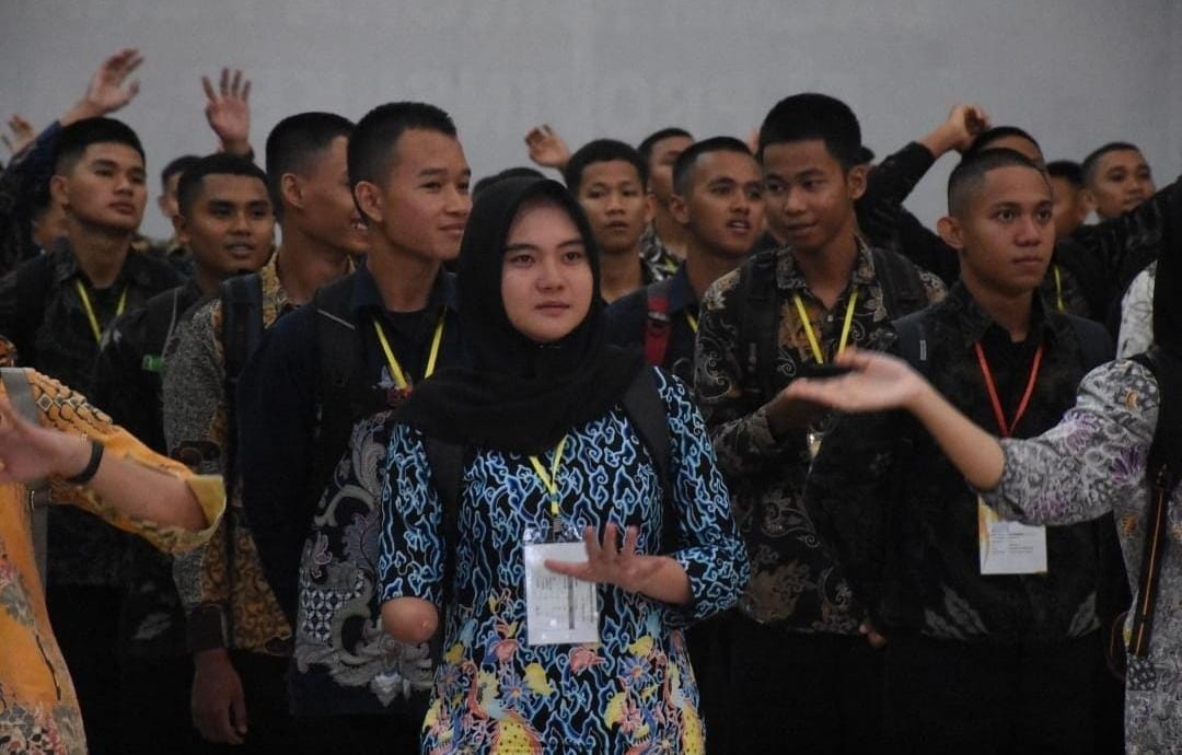 Nur Fatia Azzahra, Tunadaksa yang Lolos Sepolwan Ternyata Lulusan ...