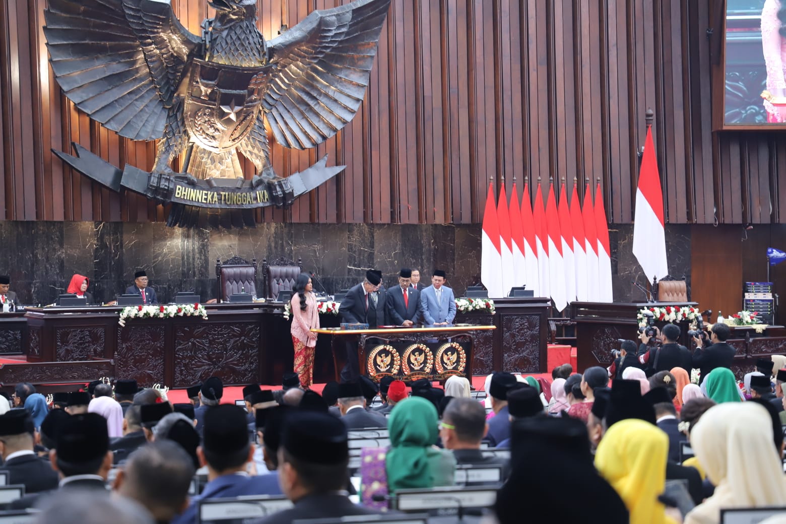 Resmi Dilantik, Berapa Jumlah Anggota DPR dan DPD RI 2024-2029?