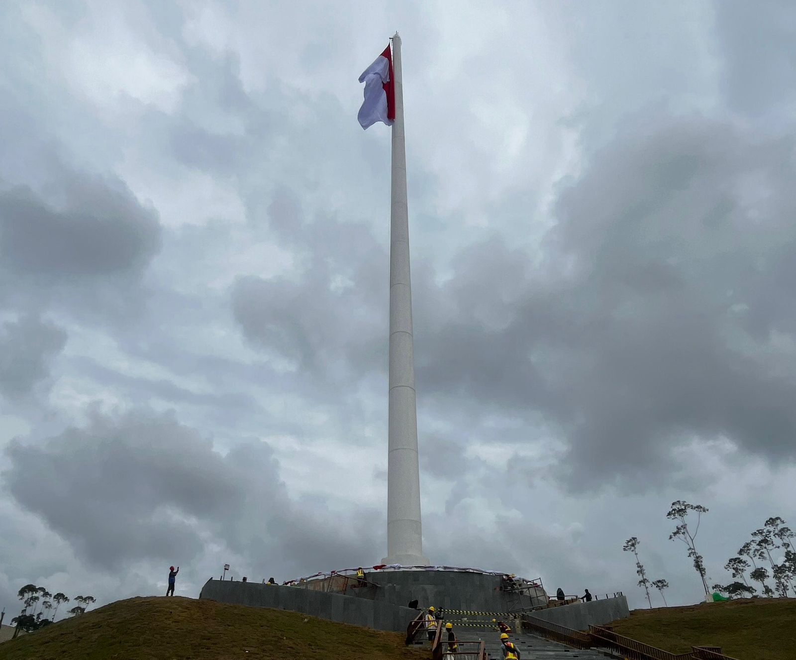 Tiang Bendera Tertinggi di Indonesia Mencapai 79 Meter ada di IKN