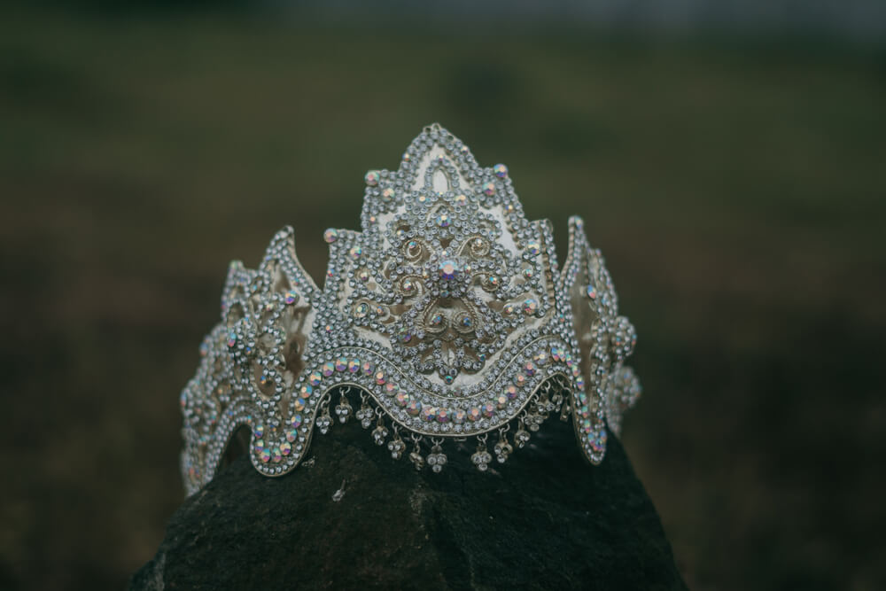 Makna Setiap Sudut dan Setiap Helai Bunga Riasan Pengantin Adat Sunda