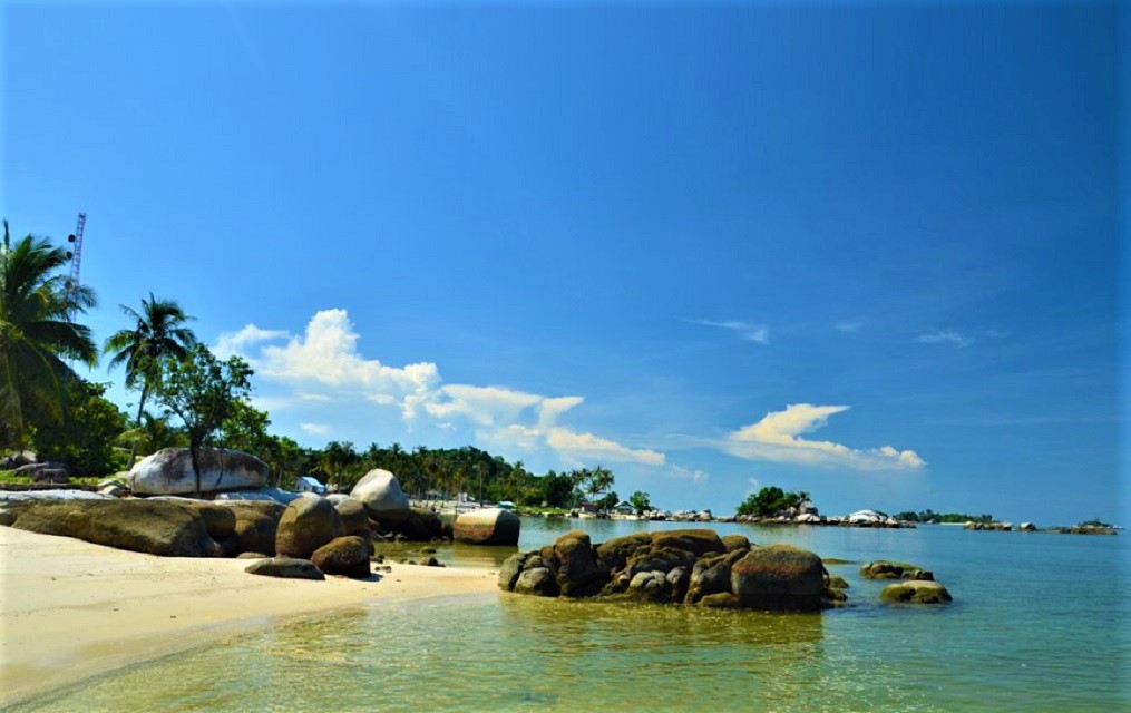 Menyaksikan Keajaiban Pulau Berhala di Timur Laut Jambi, Wisata Alam ...