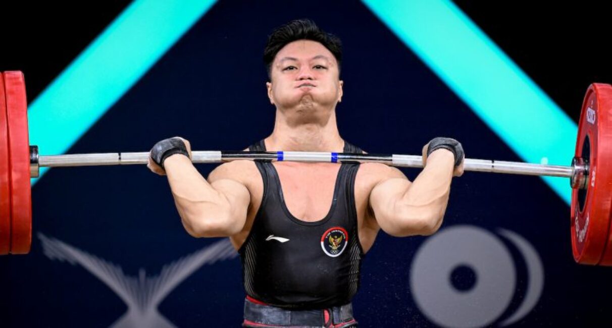 Rahmat Erwin Kembali Pecahkan Rekor Dunia Angkat Besi