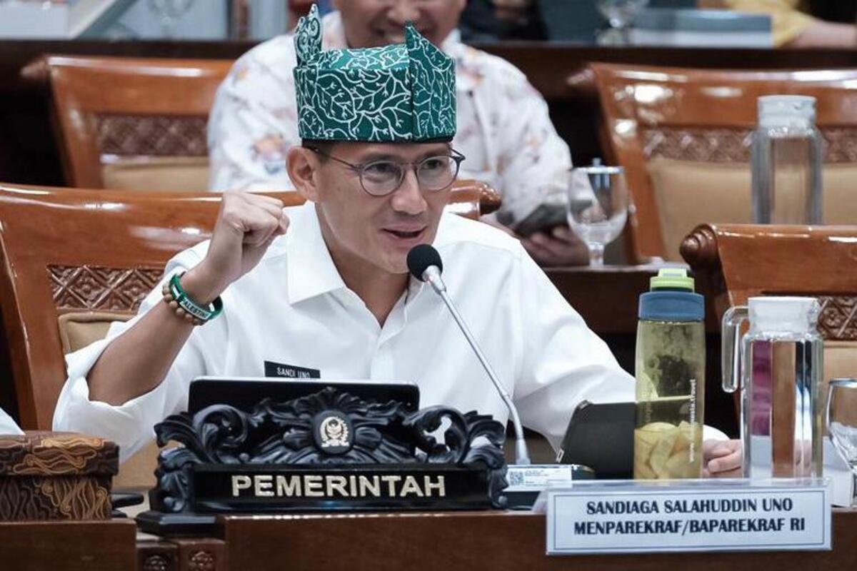 Sandiaga Uno Pastikan Pajak Hiburan 40-70% Batal Naik Sandiaga Uno Pastikan Pajak Hiburan 40-70% Batal Naik