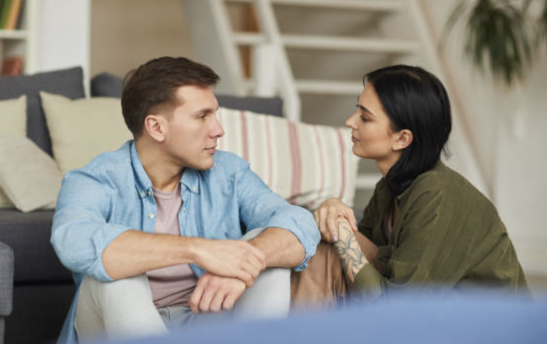 Arti Deep Talk dan Tips Ngobrol Mendalam dari Hati ke Hati
