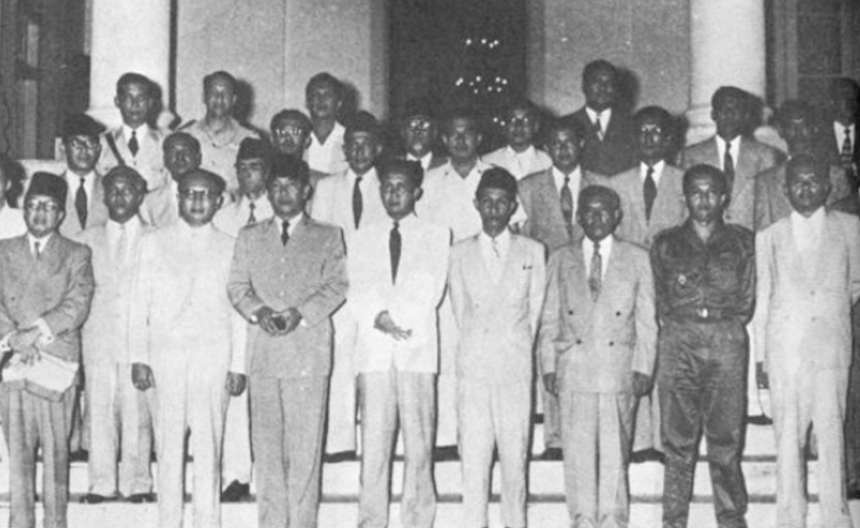 Sejarah Kabinet Wilopo: Program Kerja, Susunan Kabinet Hingga Akhir ...