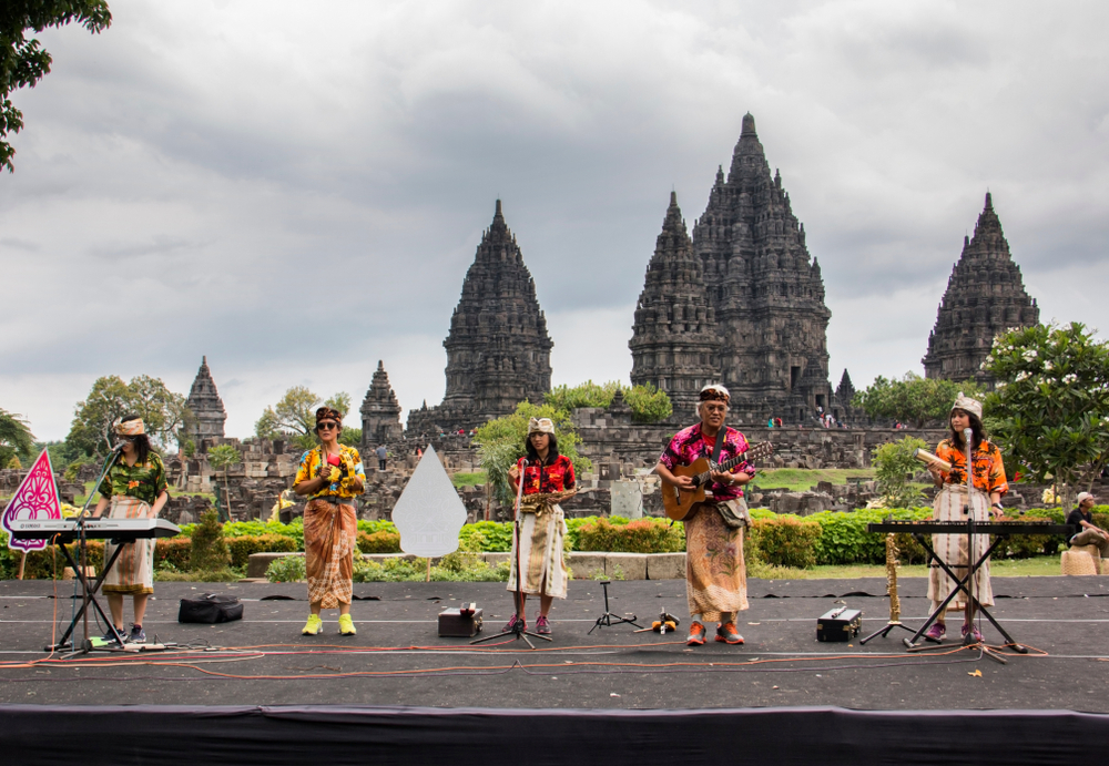 Destinasi Wisata Musik Indonesia, dari Museum Hingga Konser di Alam