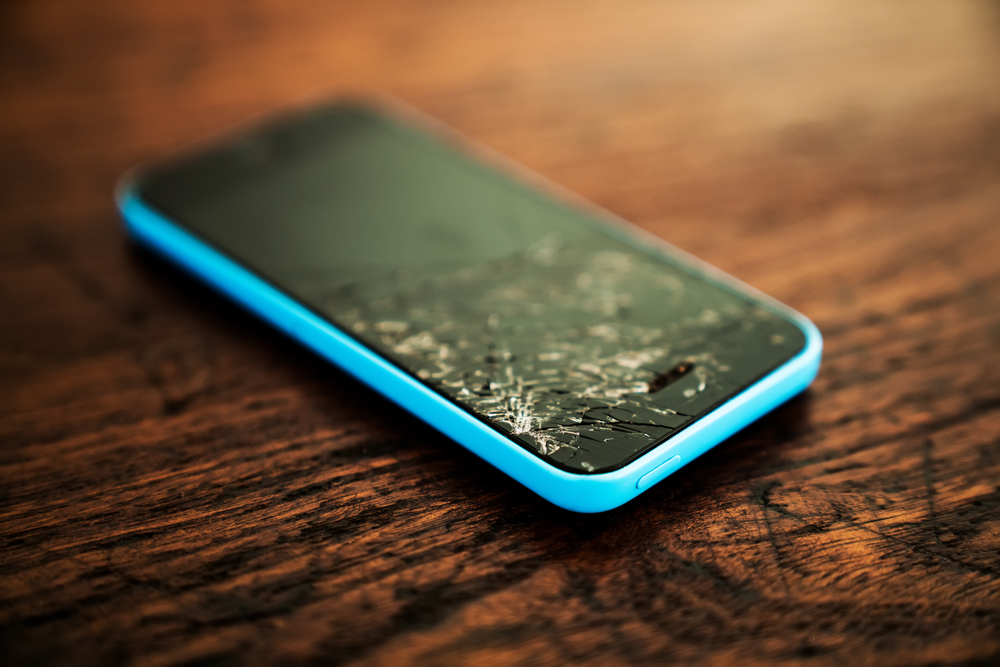 Daftar Ponsel Android dan iPhone Paling Gampang Rusak