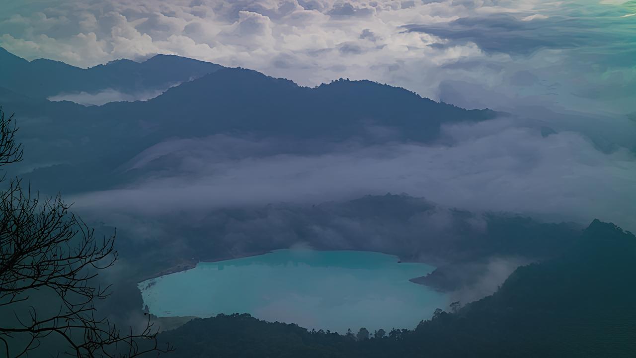 Talaga Bodas, Keindahan Kawah Vulkanik di Kabupaten Garut