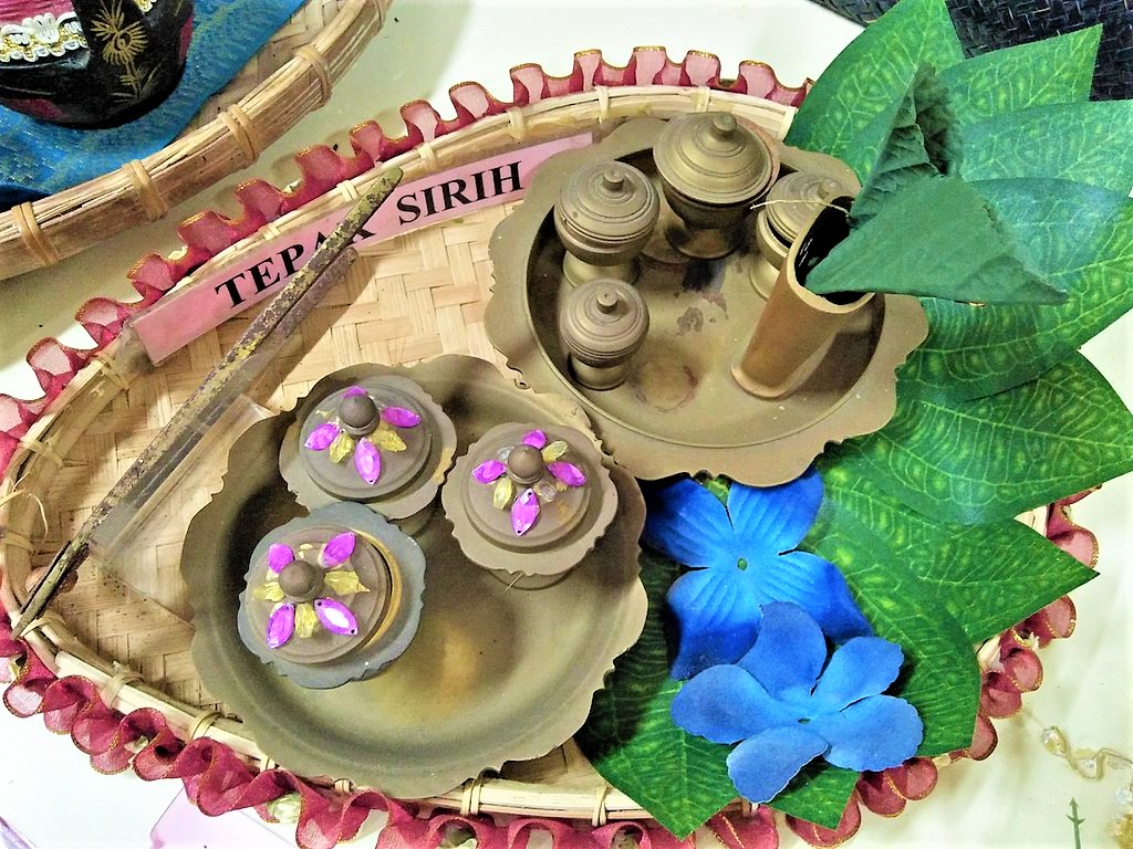 Tepak Sirih: Simbolisme Budaya dalam Pernikahan Adat Melayu