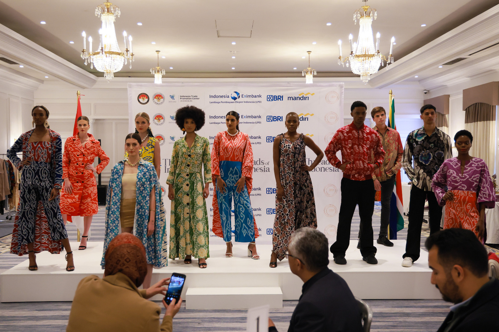 Produk Tekstil Batik dan Tenun Buatan RI Siap Merambah Pasar di Afrika ...