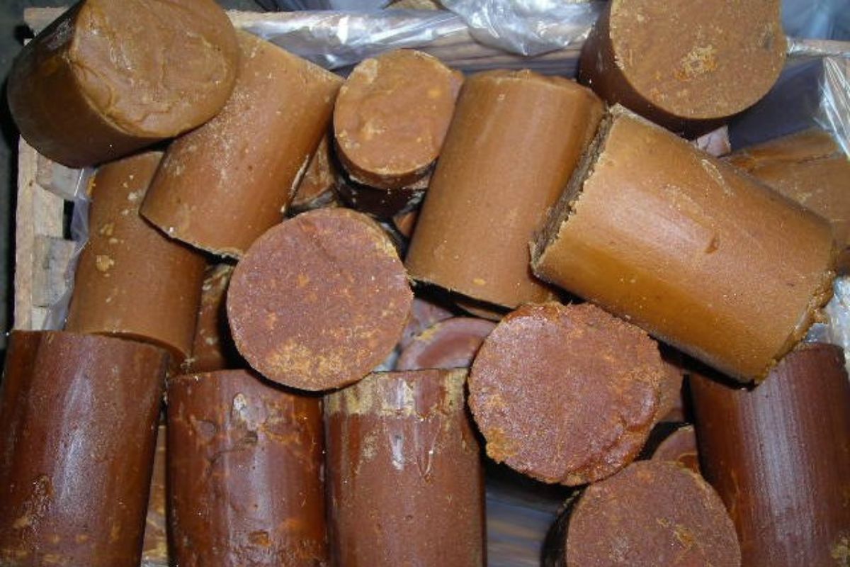 Gula Aren dari Banten Go International, Ramaikan Halal Expo 2023 di ...