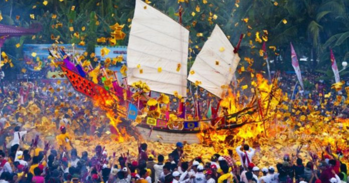 Festival Bakar Tongkang yang Menarik Mata Dunia dari Bagan Siapi-Api