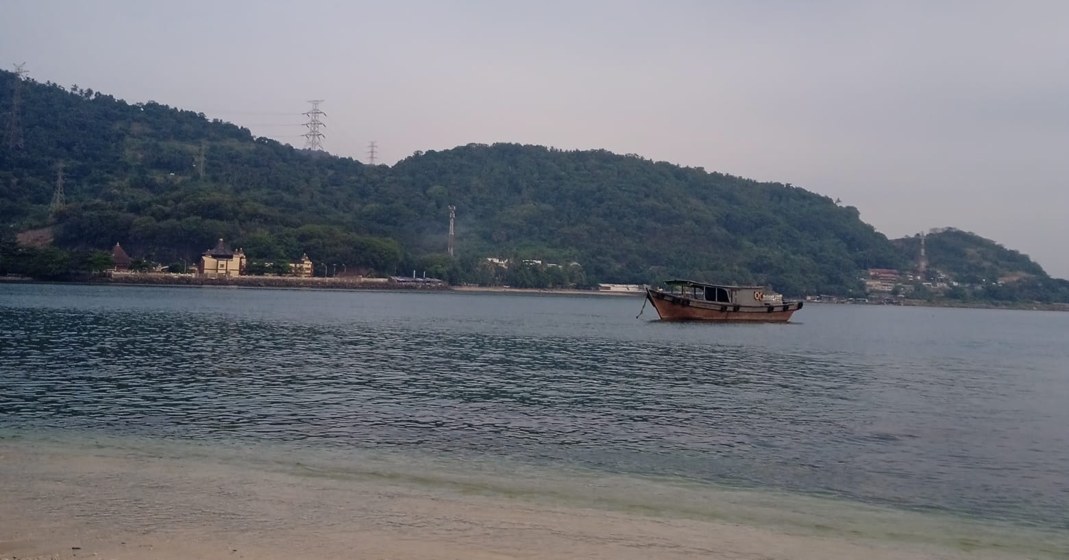 Pulau Merak Kecil, Destinasi Wisata Murah Meriah di Banten!