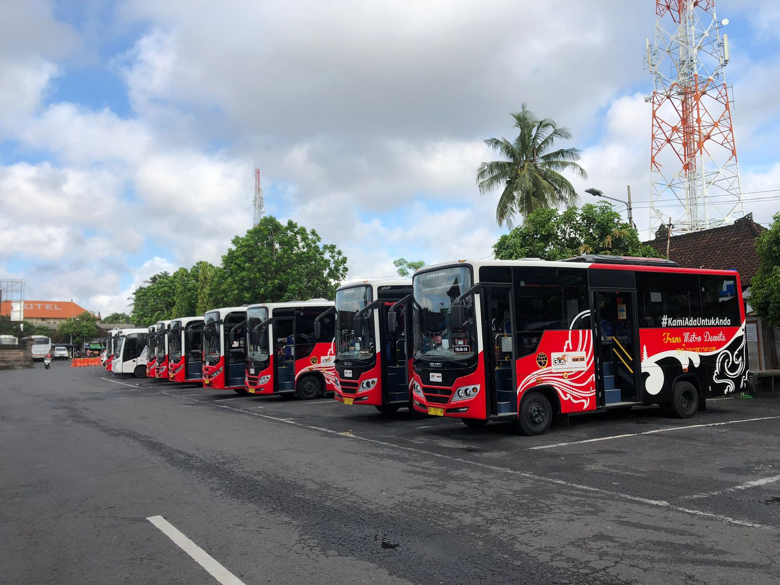 Shuttle Bus Gratis Menuju Bandara I Gusti Ngurah Rai Mulai Beroperasi