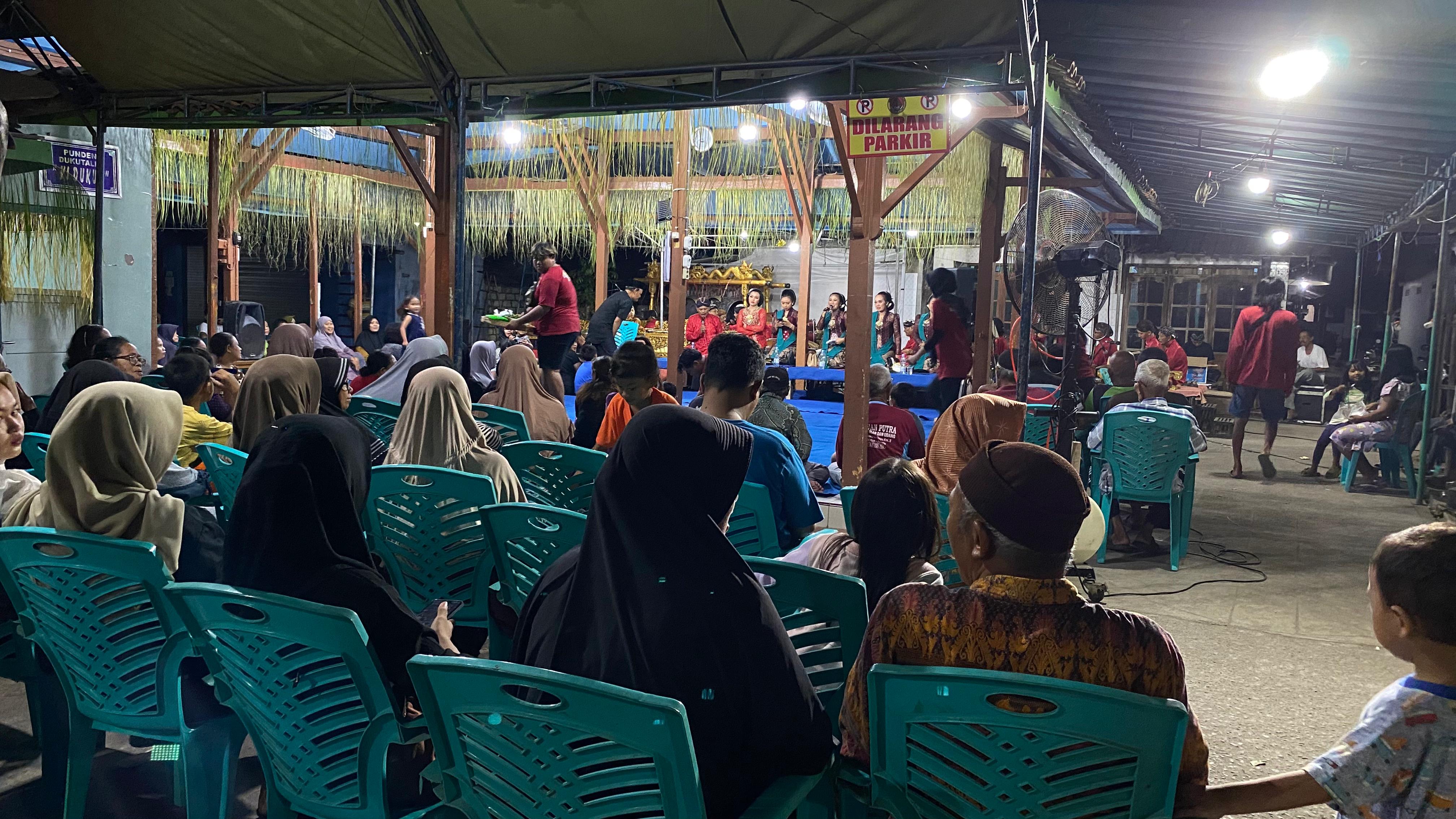 Perayaan Suronan yang Meriah di Desa Dukutalit