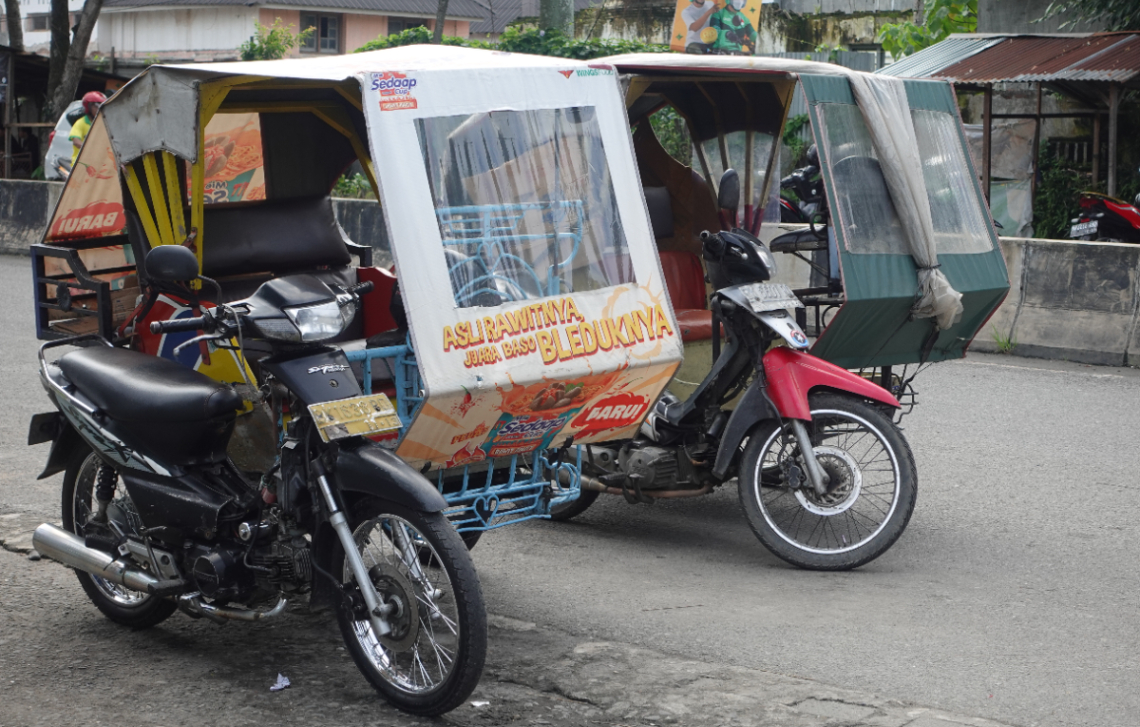 Melihat Keberadaan Bentor, Alat Transportasi yang Menggabungkan Becak dan Motor