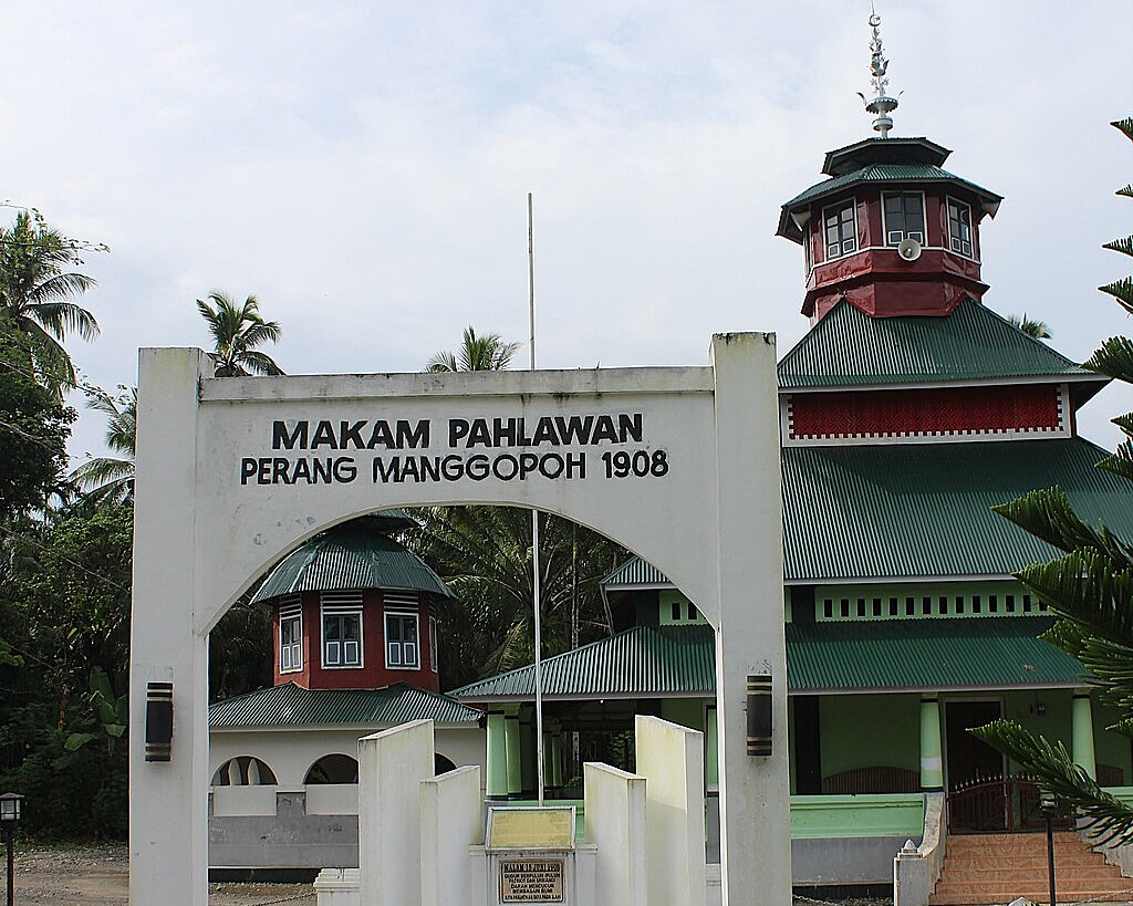 5 Srikandi Minangkabau, dari Pelopor Pers Perempuan hingga Pendekar ...