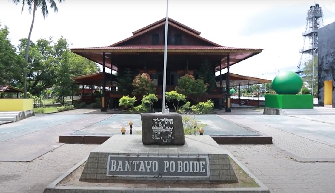 Makna Filosofis Rumah Adat Gorontalo, Bantayo Poboide dan Dulohupa