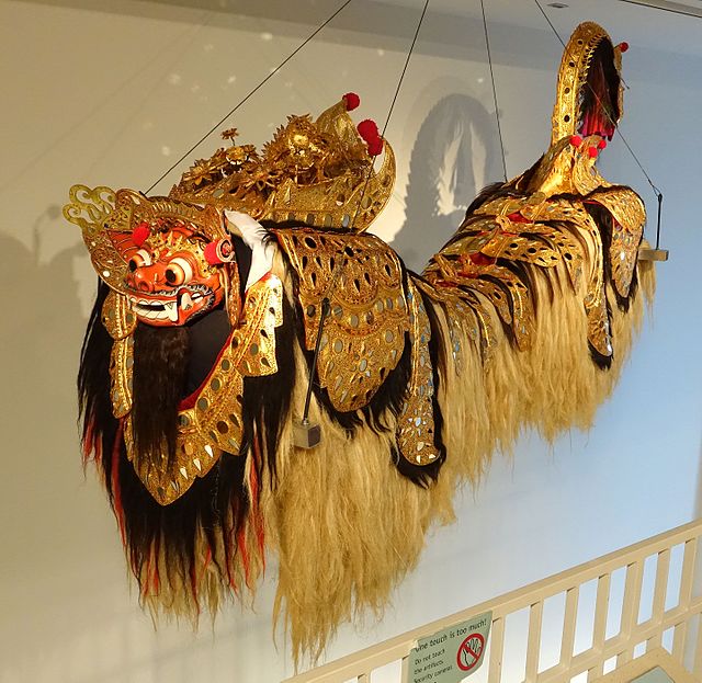 Memaknai Keragaman Jenis Topeng Bali Barong