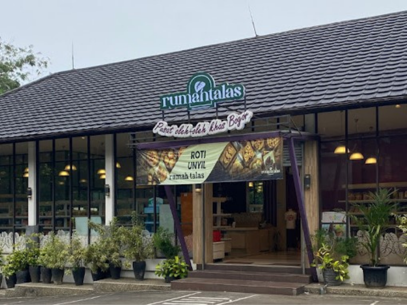 9 Rekomendasi Pusat Oleh-oleh Bogor untuk Buah Tangan Khas Kota Hujan