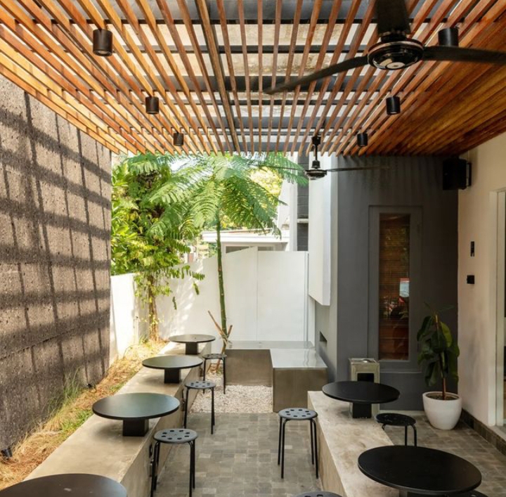 10 Cafe di Bandung yang Instagramable, Hits, Murah, hingga Ber-view Bagus