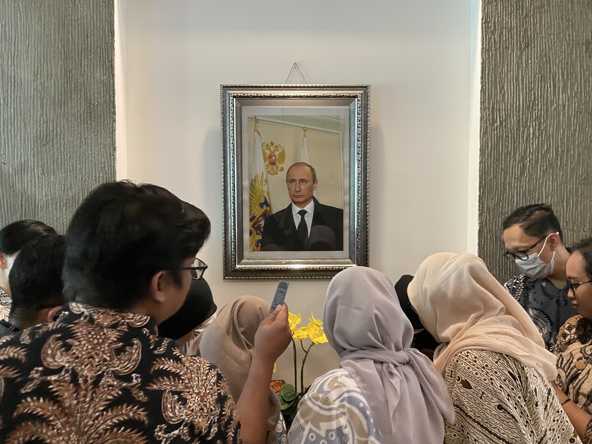 Merajut Persahabatan RI dan Rusia lewat Embassy Visit GNFI ke Rumah Rusia